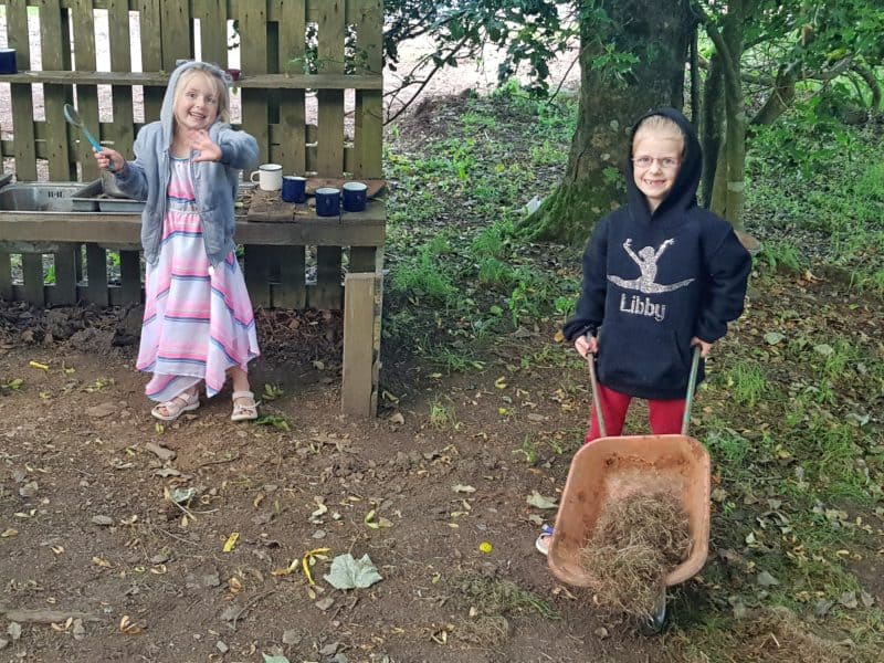 Fountain Violet Farm Feather Down Glamping: Review - Plutonium Sox